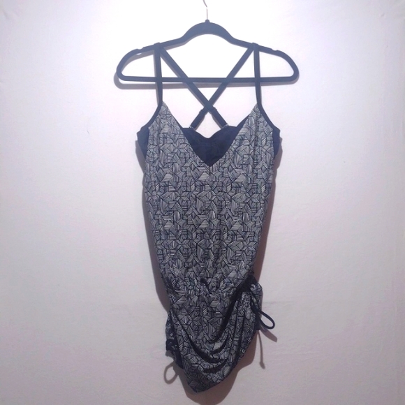 Athleta | Swim | New Athleta Womens Tankini Top Bathing Suit Geometric ...